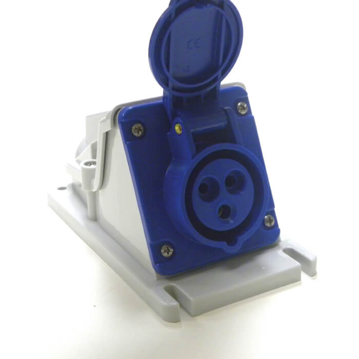 SOCKET 16 AMP 220 VOLT 2P&E EA | GW62477 – Dwyers Electrical