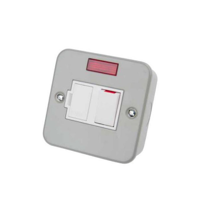 CONNECTOR UNIT 13 AMP FUSED SWITCHED EA | MA462S – Dwyers Electrical